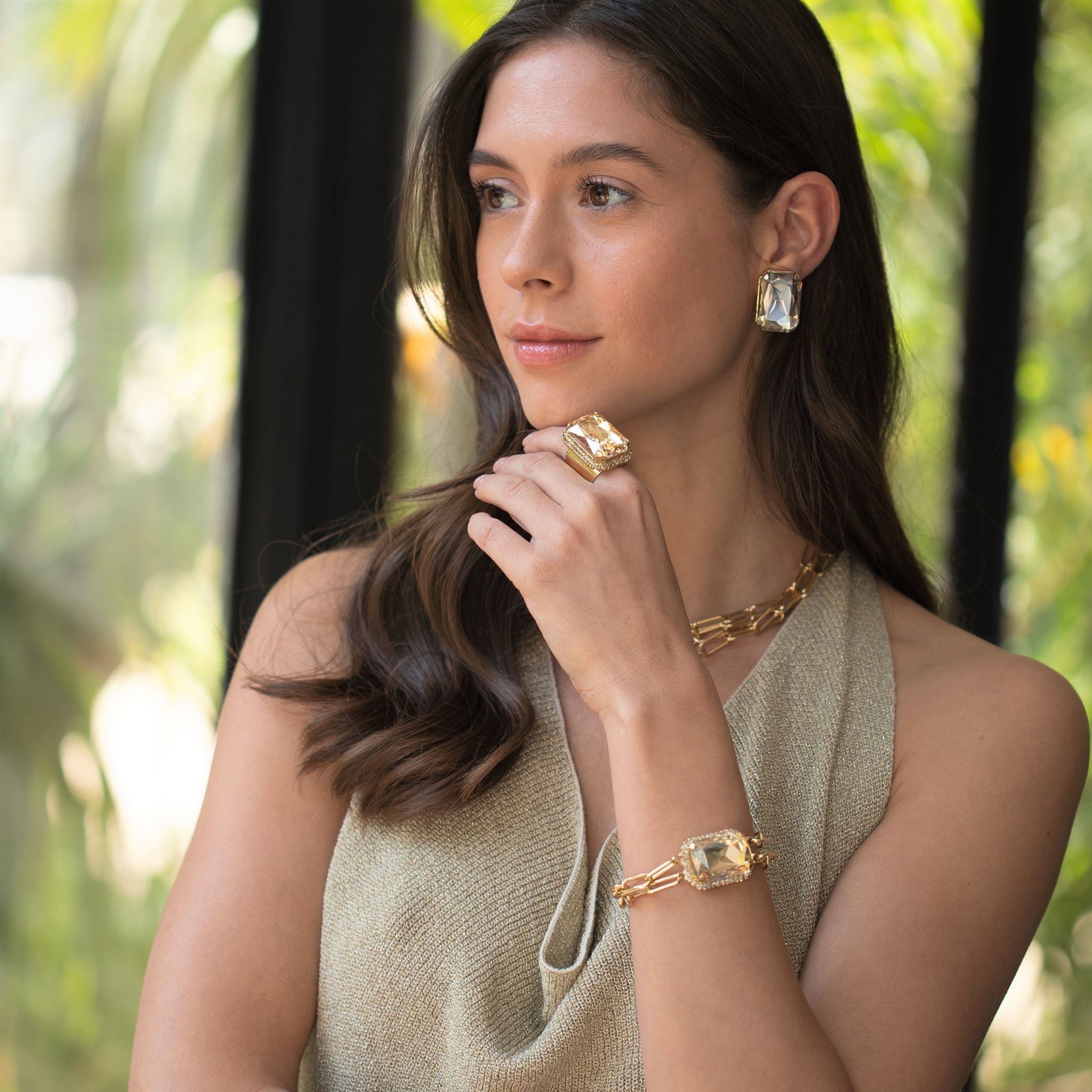 5 Basic Jewelry Pieces Every Woman Should Own – Coravanajewelry